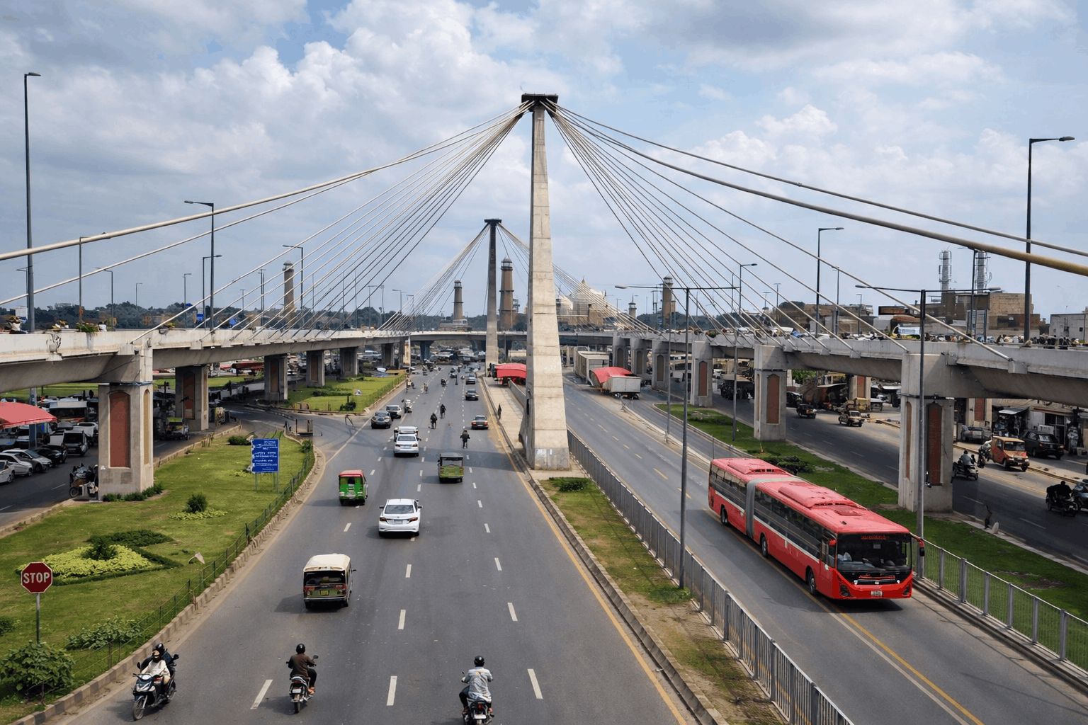 Lahore Metro Bus Stations to Shift to Solar Power - The Real Time